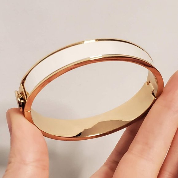 Lauren Ralph Lauren | Jewelry | Nwot Lauren By Ralph Lauren Twotone Plate Metal Crest Bangle ...